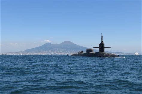 Ohio Class Nuclear Powered Guided Missile Submarine Uss Florida Ssgn
