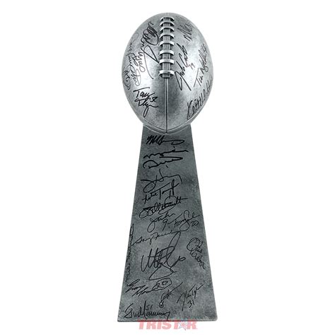 Chicago Bears Super Bowl Xx Team Autographed Lombardi Trophy With 28