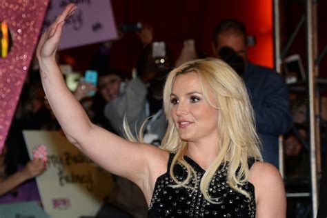 Britney Spears Suffers Wardrobe Malfunction In Las Vegas Video