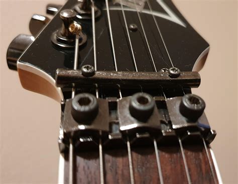Is My String Retainer On The Wrong Way Around Ribanez