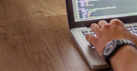 redis data integration keeping your redis in sync by shruti mantri