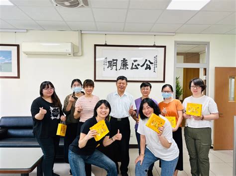 母親節前夕 頭份分局幫媽媽們呵護辛勞的雙手 竹南警分局舉辦母親節茶會