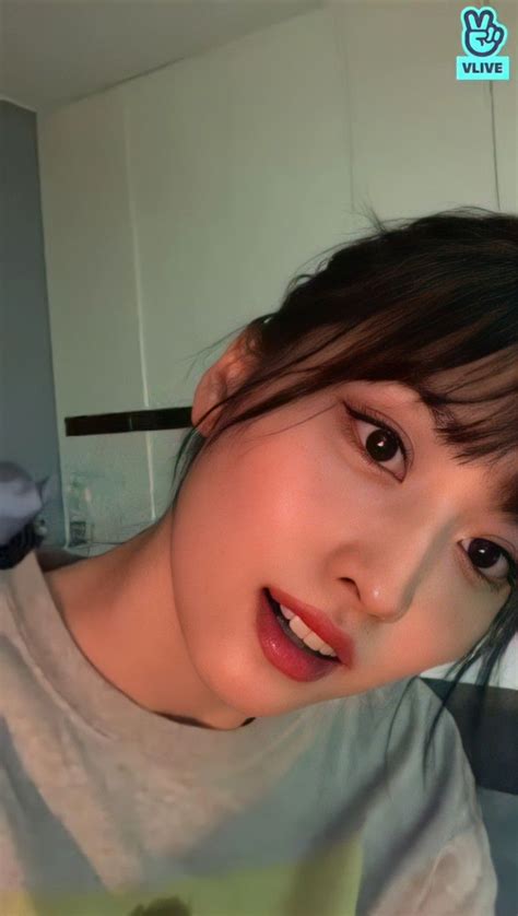 Momo 𝐫𝐞𝐦𝐢𝐧𝐢 🌷༉‧₊ Pejuang Wanita Wanita