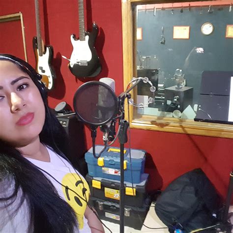 Tefa Bella Artista Nacional