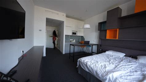 Molly In A Short Red Leather Skirt And Black Pantyhose Super Molly 777 Clips4sale