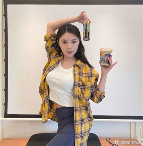 哈？离谱了！徐冬冬回应椰奶我只喝鼻孔喷出来的娱乐频道中华网