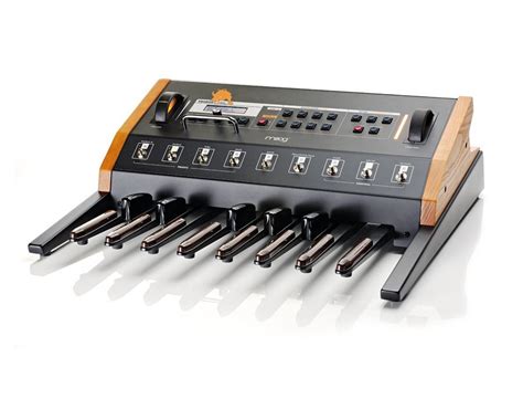 Moog Taurus 3 Bass Pedals Equipboard®