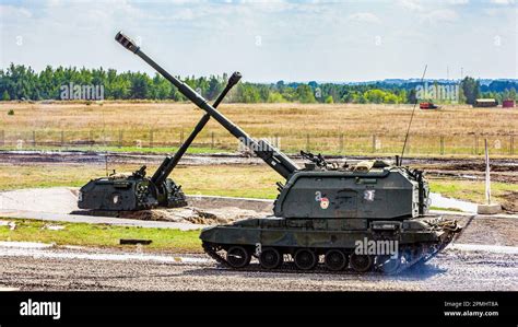 Self Propelled Artillery Installation 2s19m2 Msta S Of The Russian Army