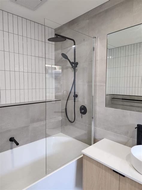 Benefits Of An Over Bath Shower Screen