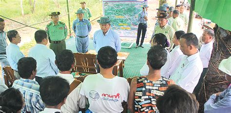 ဧရာဝတီတိုင်းဒေသကြီးအတွင်း ဒေသဖွံ့ဖြိုးရေး လုပ်ငန်းများနှင့် လူ့စွမ