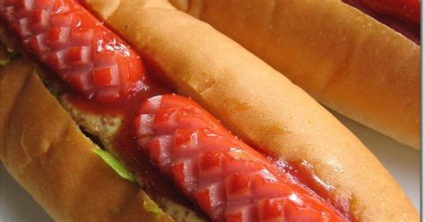 赤いウインナーdeホットドッグ♪ By ぽろん526 【クックパッド】 簡単おいしいみんなのレシピが297万品