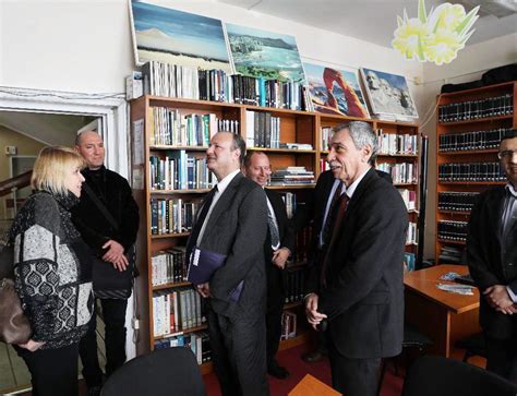 ВТУ Американски център Мартин Лутър Кинг История