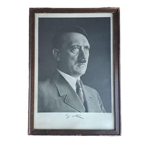 Original Ww2 German Portrait Photo Of Adolf Hitler With Frame Vos