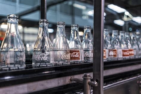 Fábrica De Coca Cola Corporation En El Samara Rusia Imagen De Archivo