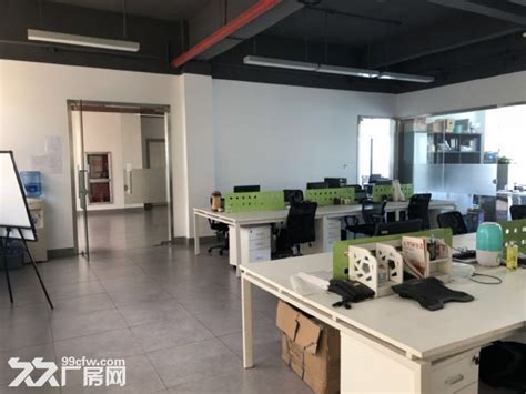 西虹桥崧泽高架路边办公总部形象好近赵巷地铁站诚售 上海青浦重固厂房出售 上海久久厂房网