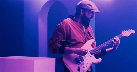 Juan Luis Guerra Adapta Al Rock Su Canción Cantando Bachata Diario