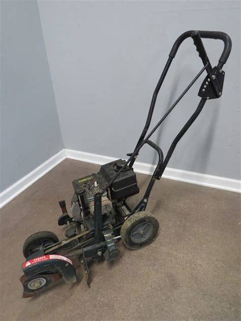 Transitional Design Online Auctions CRAFTSMAN Hp Gas Edger Trimmer
