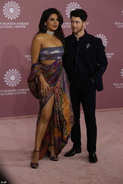 Priyanka Chopra Flashes Her Legs In A Thigh Split Gown With Nick Jonas Artofit