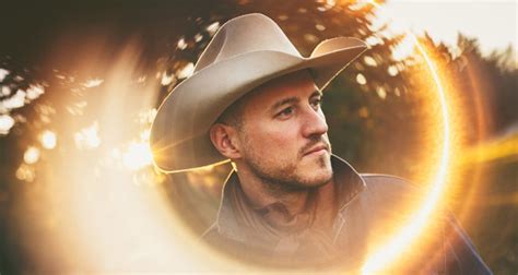 Blake Berglund Shares Tips On How To Be A Successful Independent Artist