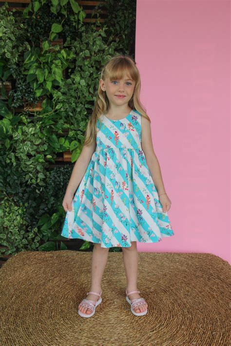 Vestido Infantil Em Tecido Milli E Nina Listras 001 A 08 Marlan