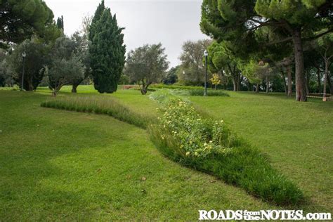 Забележителности в Барселона за 4 дни Roads From The Notes