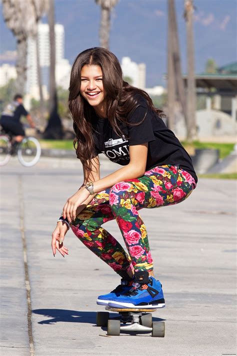 Zendaya Coleman Overalls Zendaya Outfit Ideas