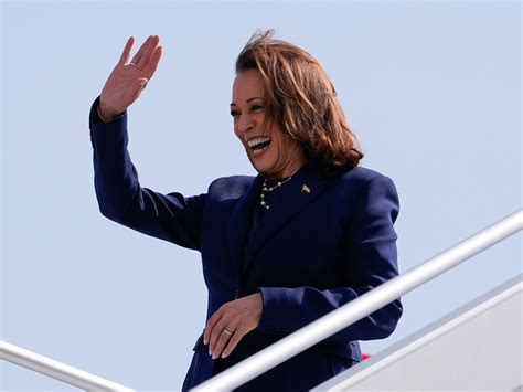 Kamala Harris Busca A Su Vice Quiénes Son Los Candidatos Y Qué Dicen