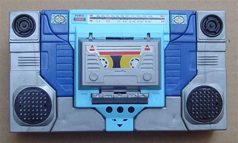 Robotic Radio By Tai Fong TS 558 Taiwan 1984 The Old Robots Web Site