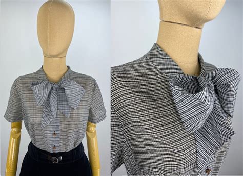 Vintage 1950s Black And Off White Short Sleeve Blouse With Tie Bow At