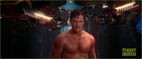 Chris Pratt Flaunts Ripped Abs In New Guardians Of The Galaxy Trailer