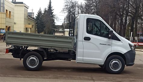 ГАЗ начал выпускать новый маленький грузовик — цена уже известна
