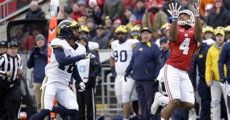 Wisconsin Football Taylor Pryor Must Shoulder The Load With Cephus