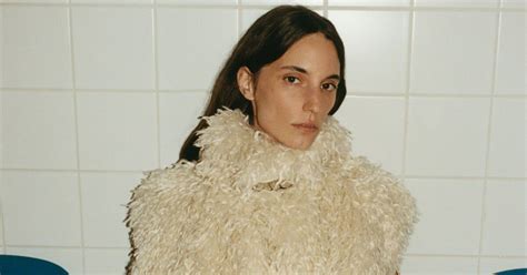 Тренди осінь зима 2024 2025 10 модних ідей для вашого гардероба Vogue Ua