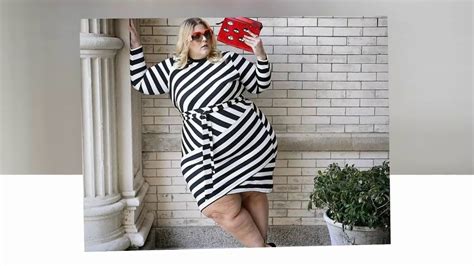 Anna OBrien Instagram Plus Size Model Slams Security Guards In The
