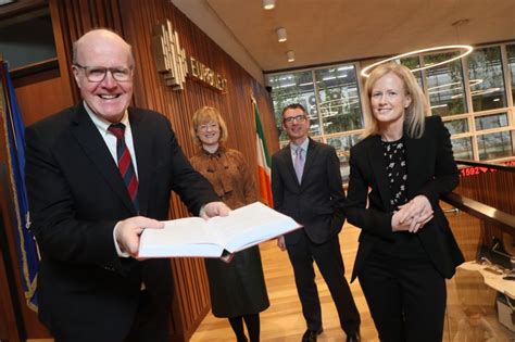 Securitiesregulation Securitieslaw Securitieslitigation