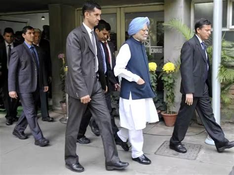 Former Pm Manmohan Singh Conferred With Lifetime Achievement Honour In Uk Manmohan Singh