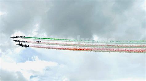 L Aquila Il Passaggio Delle Frecce Tricolori Foto Photogallery