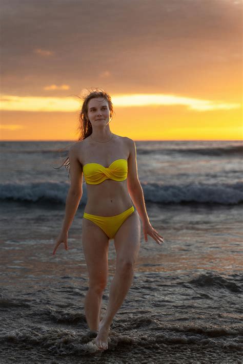 Marielmolinobikini Photos Download The Best Free Marielmolino