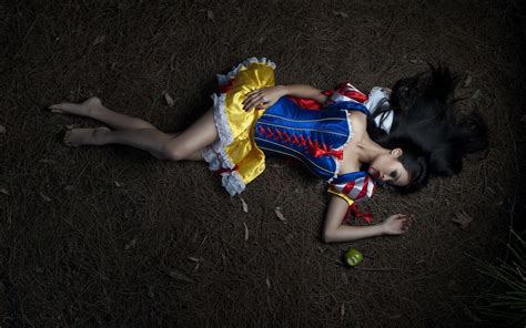 Snow White Cosplay Wallpaper Girls Wallpaper Better