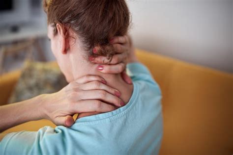 Neck Arthritis Cervical Spondylosis Types Causes Symptoms