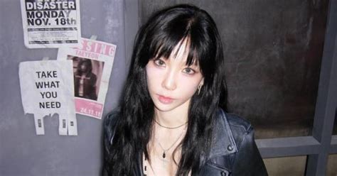 12월 연말 파티 드레스코드 리사 태연 윈터 따라 레드로