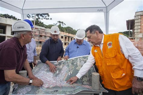 Greca vistoria avanço nas obras do Bairro Novo da Caximba em Curitiba