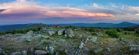 남부 Urals의 산에 일몰입니다 아름 다운 일몰 하늘입니다 남부 Urals의 자연입니다 0명에 대한 스톡 사진 및 기타 이미지 Istock