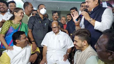 Sharad Pawar In Congress Bhavan Congress Free India Not Possible Says