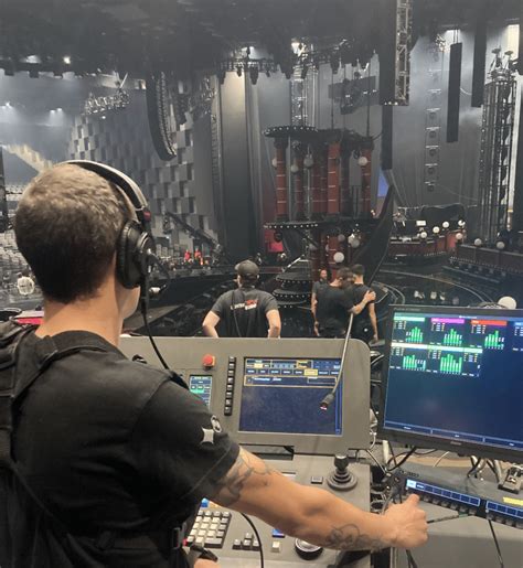 Cybermotion And Usher Cybermotion