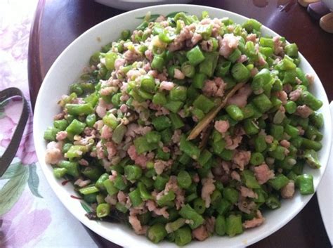 【干煸榄菜肉末豆角】皓文宝贝下厨房
