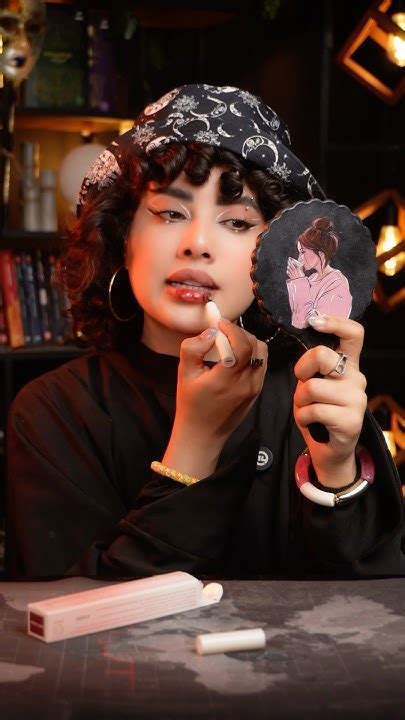 تست حجم دهنده لب شیگلم😨💄 Youtube