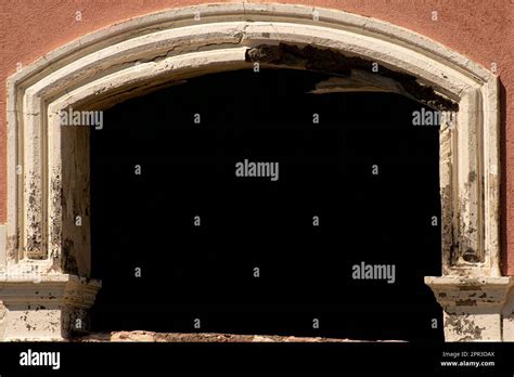 Arch Background Hi Res Stock Photography And Images Alamy