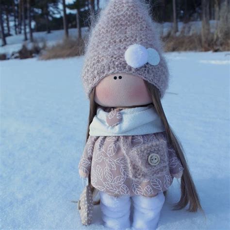 Нежная куколка в бежево белой гамме Ну разве она не прелесть😉