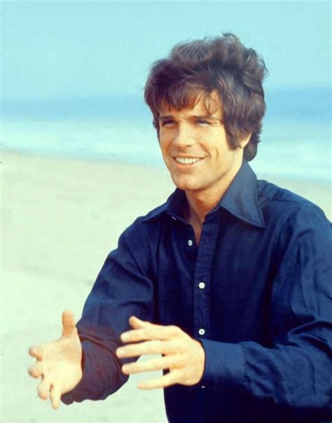 33 Gorgeous Photos Of Warren Beatty In The 1950s And 1960s ~ Vintage